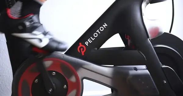 Peloton bike 'instantly' kills New York man after severing an artery ...